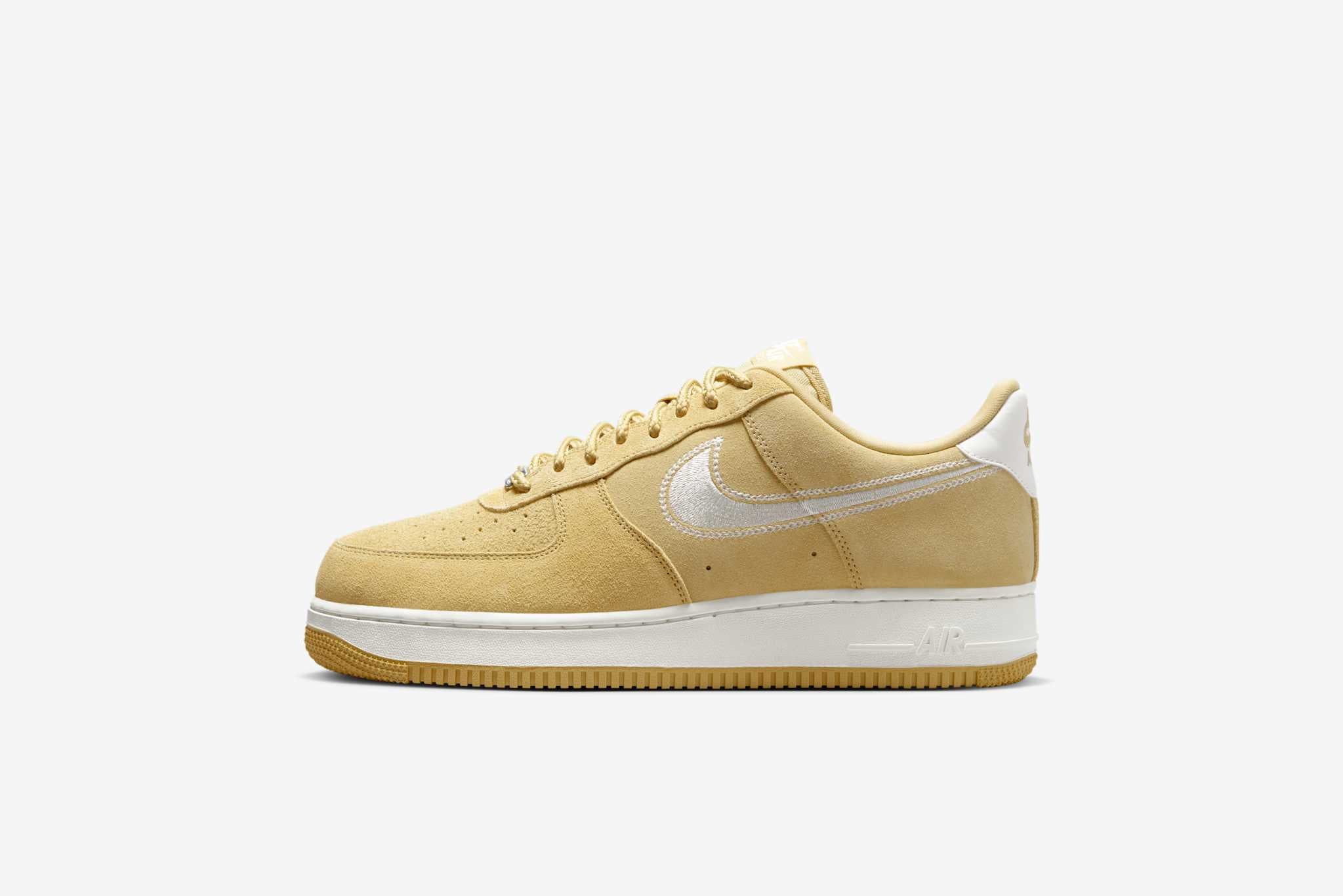 Nike "Air Force 1 '07 LV8" M - Buff Gold / Sail – Manor.